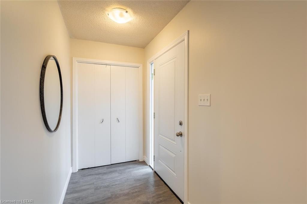 954 Dearness Drive, Sold in London - Zoocasa